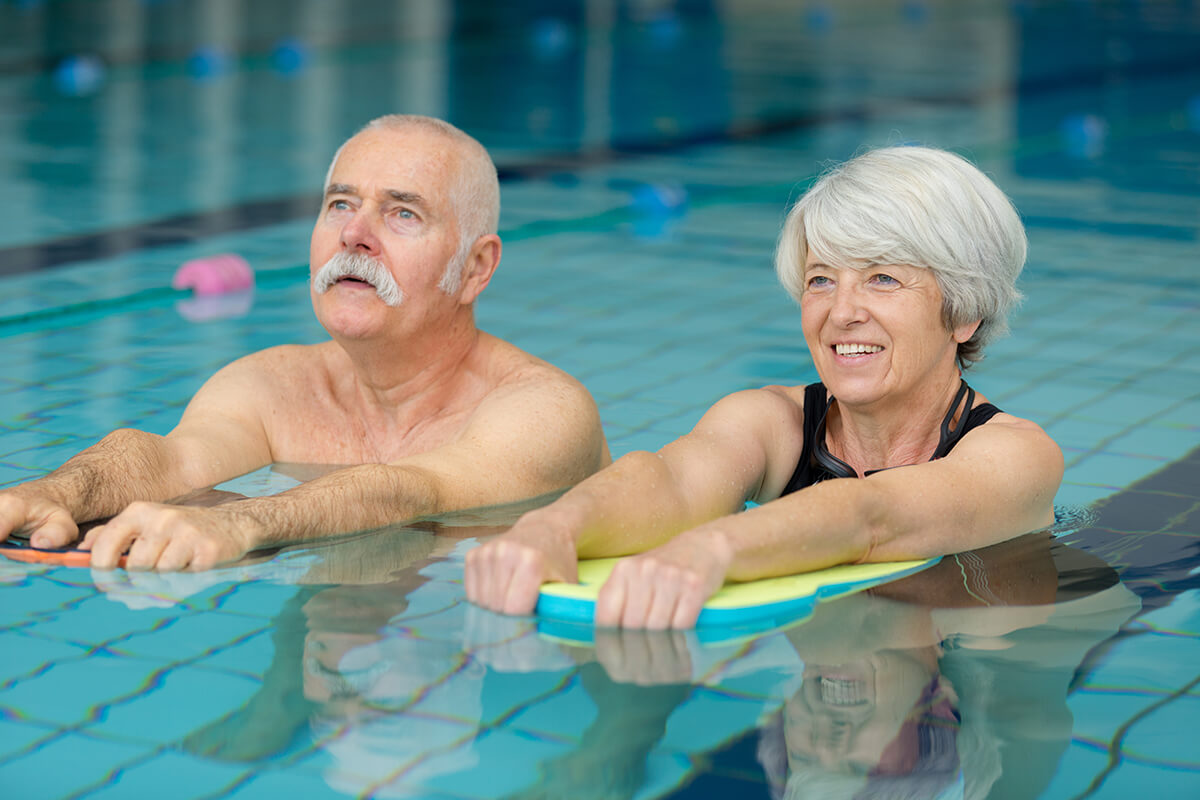 Adult Swim Lessons - Amber Waves Diving Co.